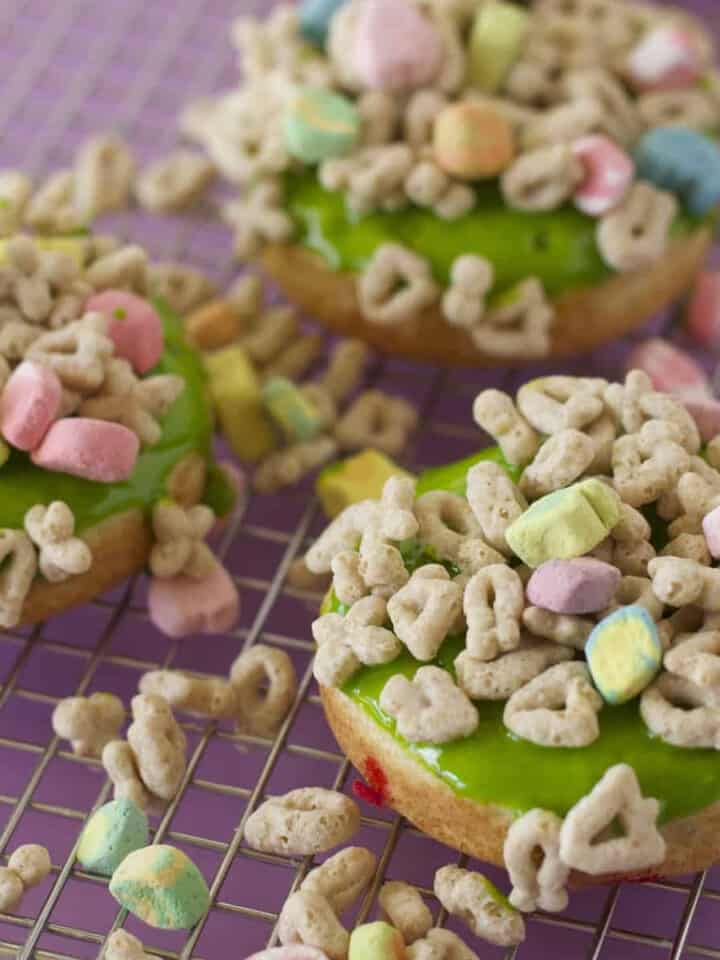 Easy St. Patrick's Day Treat Idea | Thoughtfully Simple